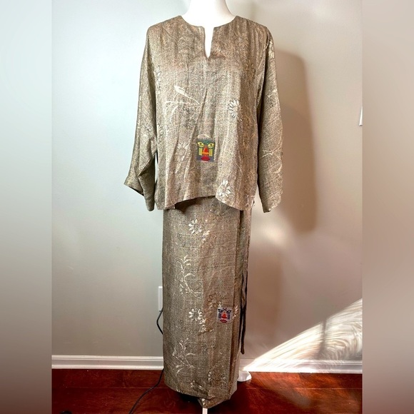 Source Unknown | Sarees | Gold Metallic Sarong 2 Piece Set With Skirt ...